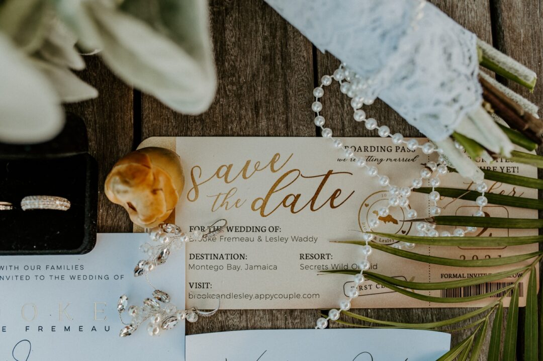 Your Guide to Destination Wedding Invitations: Timeline + FAQs | Bridie ...